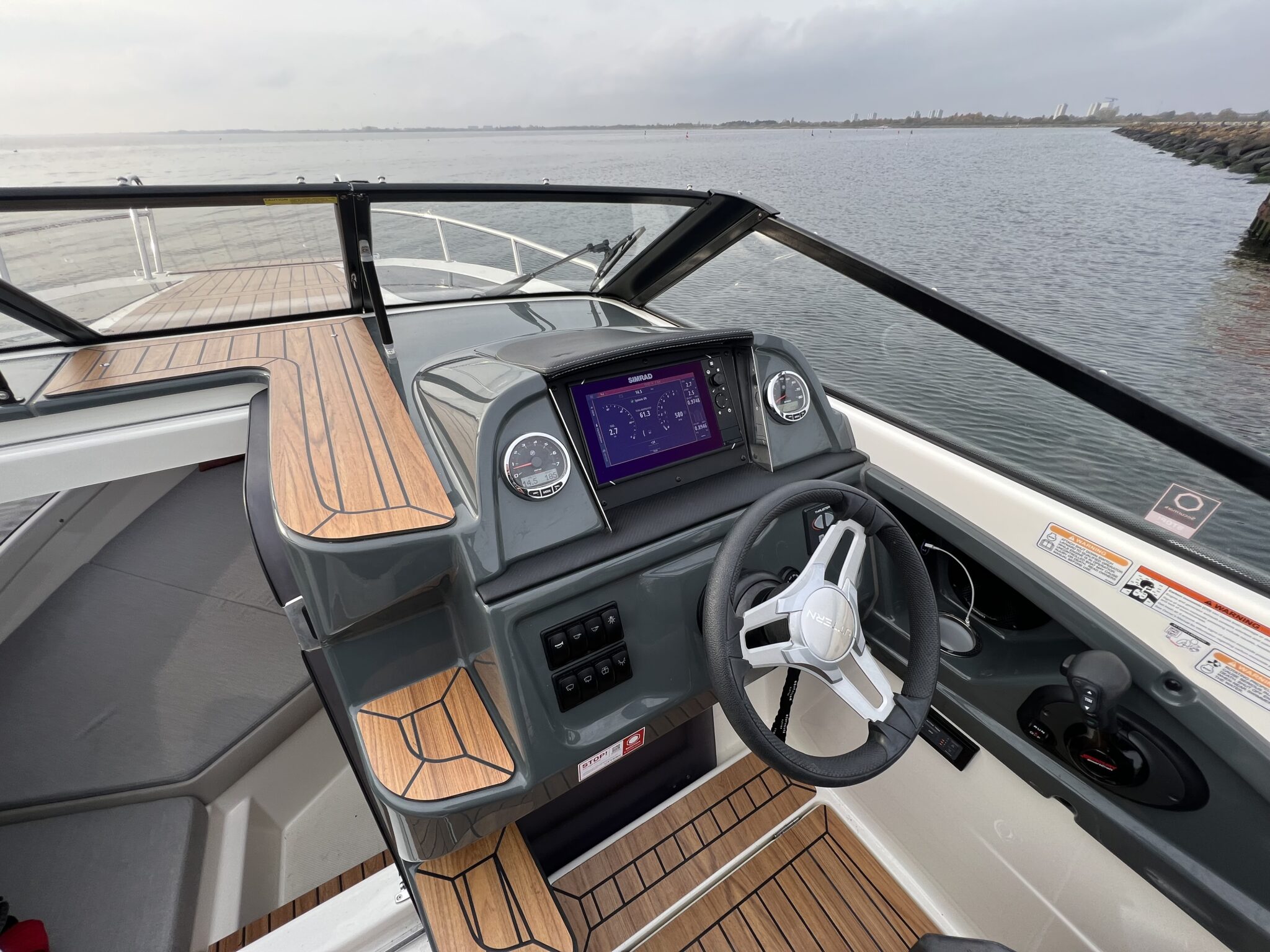 Uttern D70 Mercury 300 HK V8 – Dansk Sejl & Motor